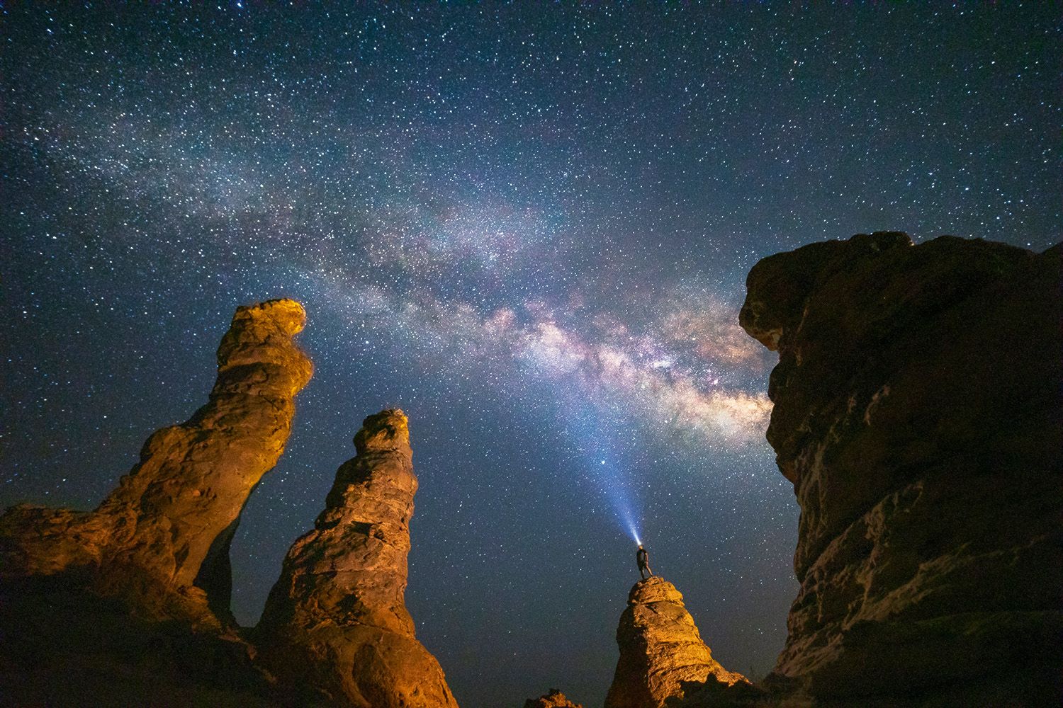 Discover the history, culture and nature of AlUla, Saudi Arabia ...