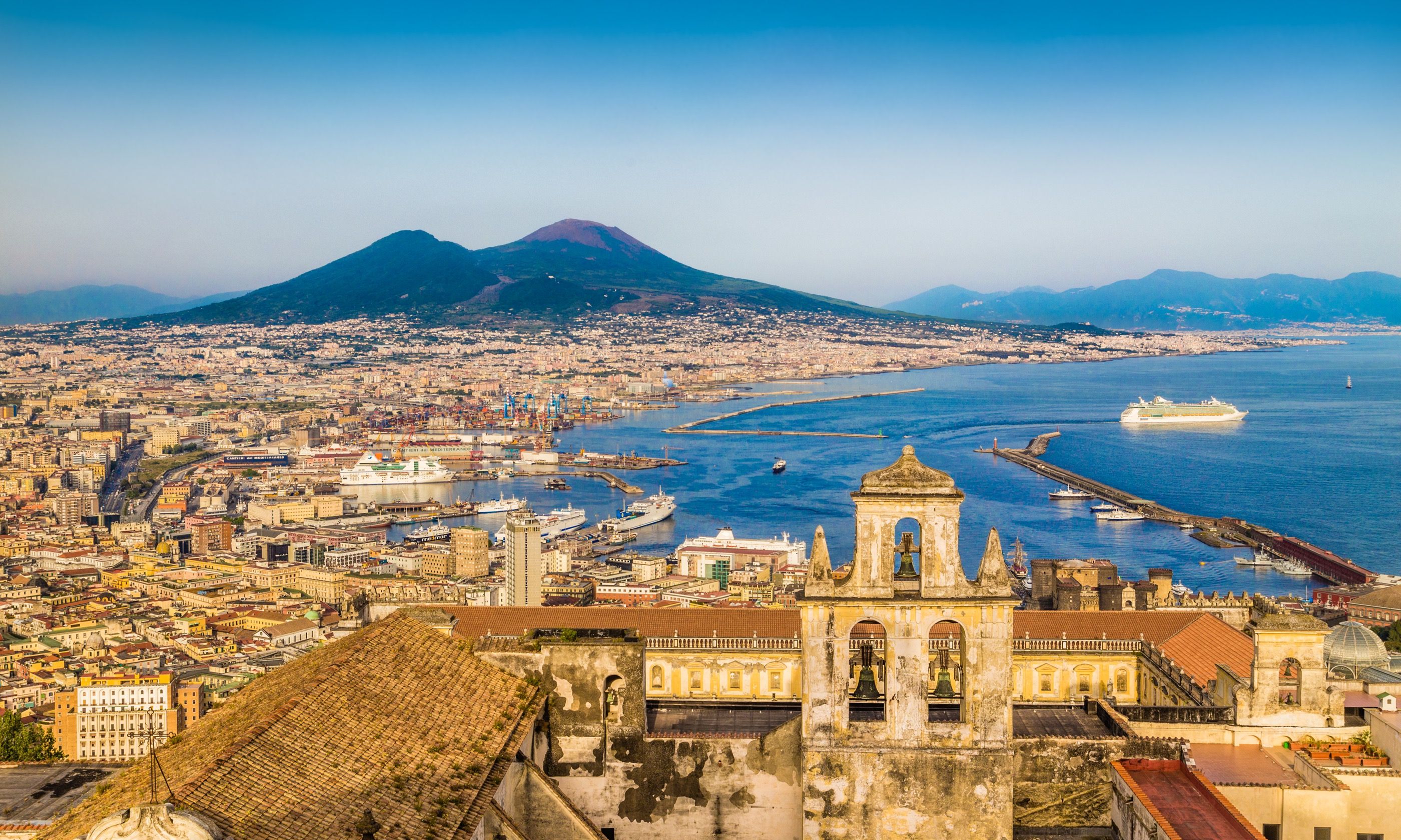 5 reasons you must visit Naples, Italy | Wanderlust