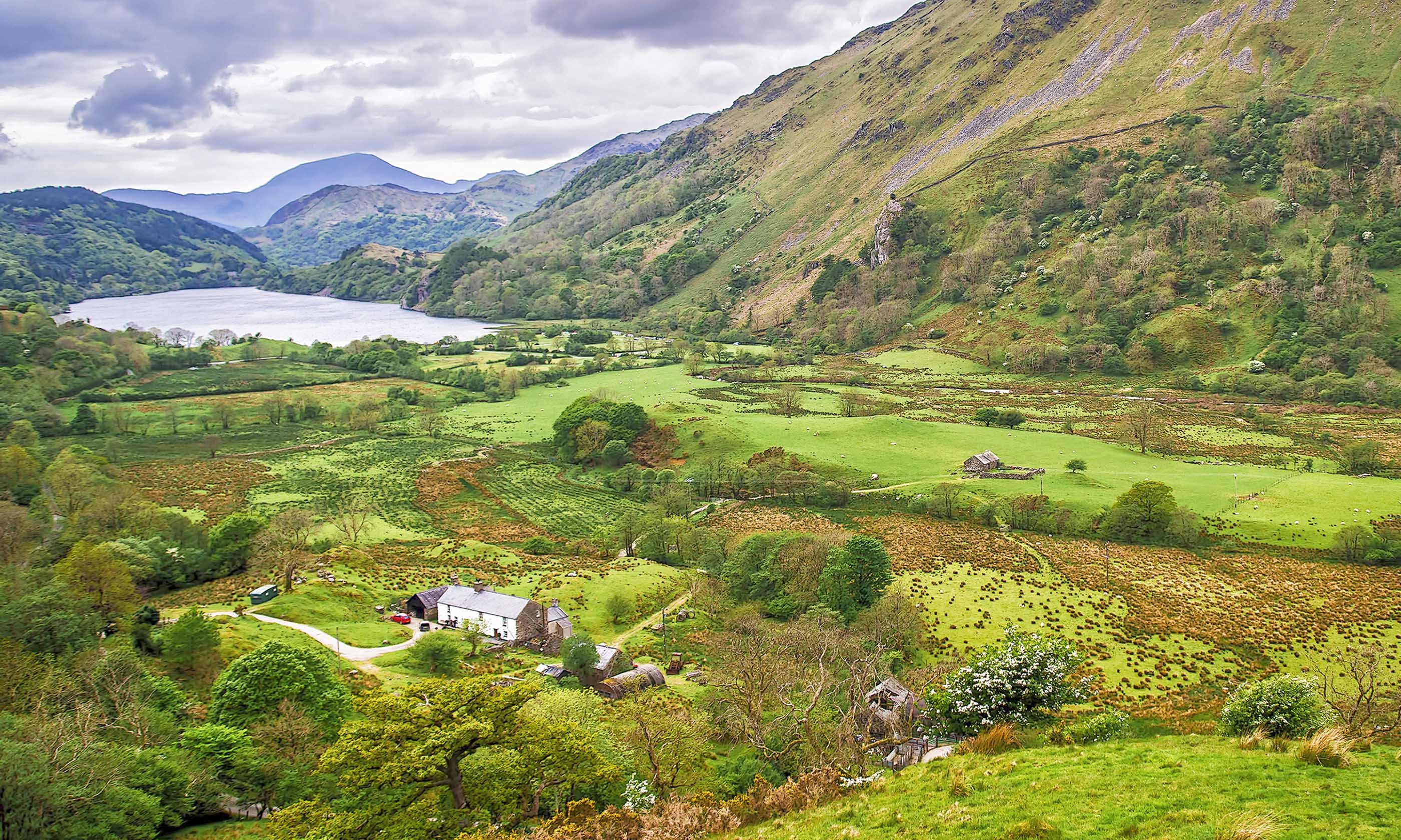 The 8 most picturesque landscapes in Wales | Wanderlust