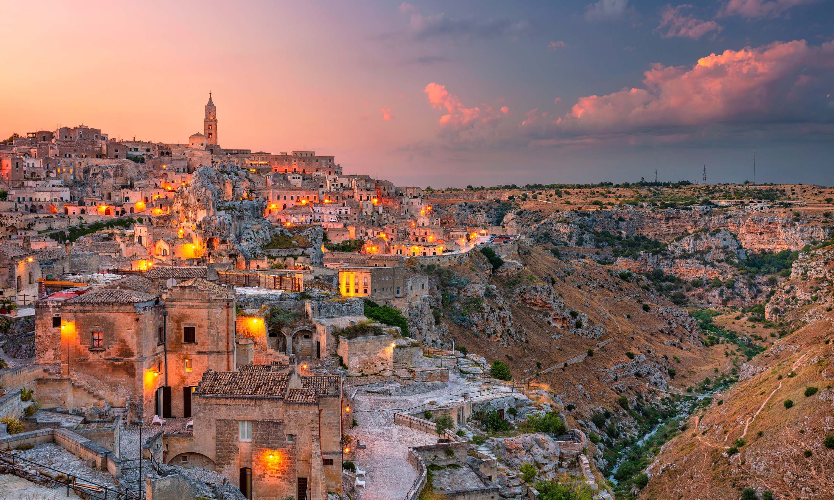 Travel guide to Matera, Italy's City of Caves | Wanderlust