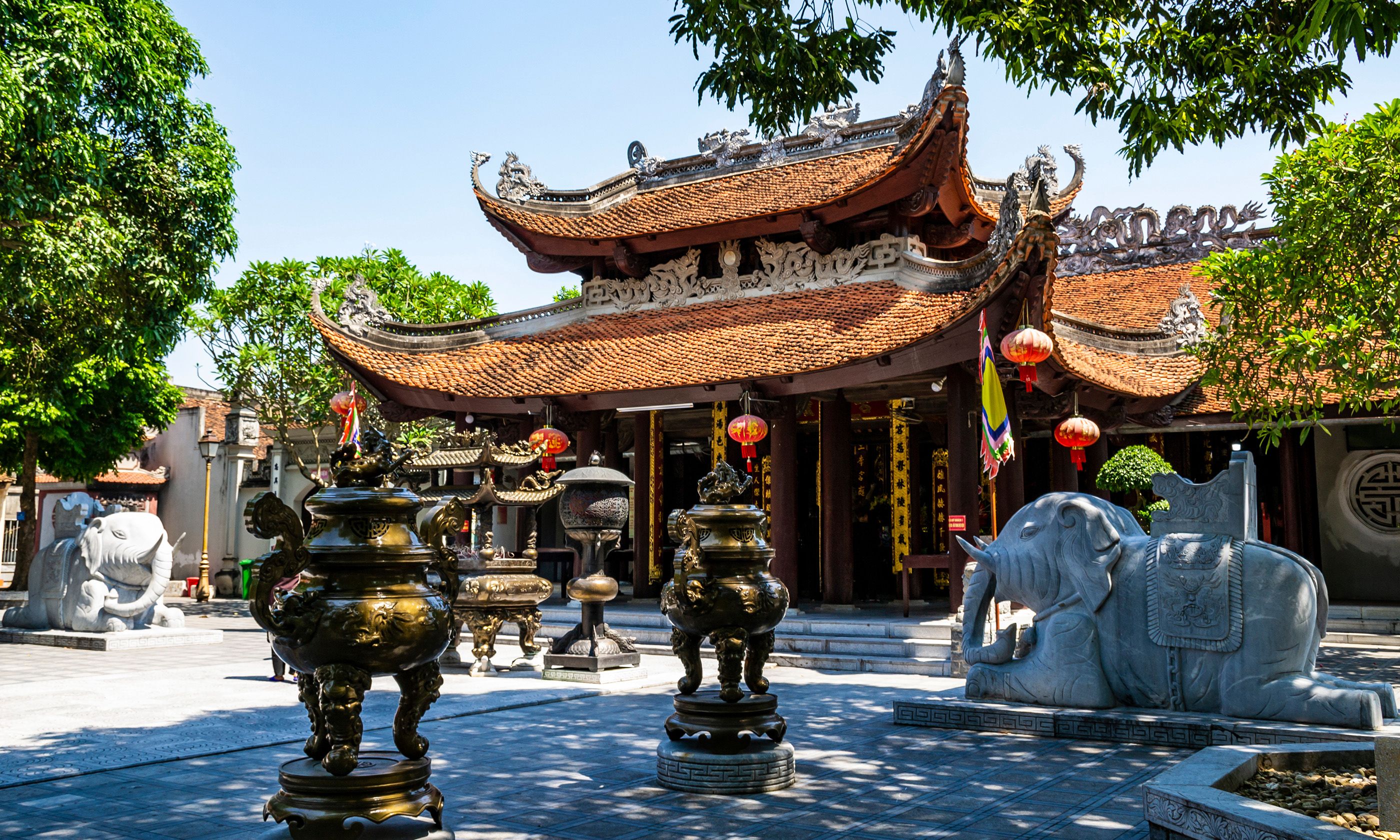 9 of Vietnam's Most Beautiful Temples | Wanderlust