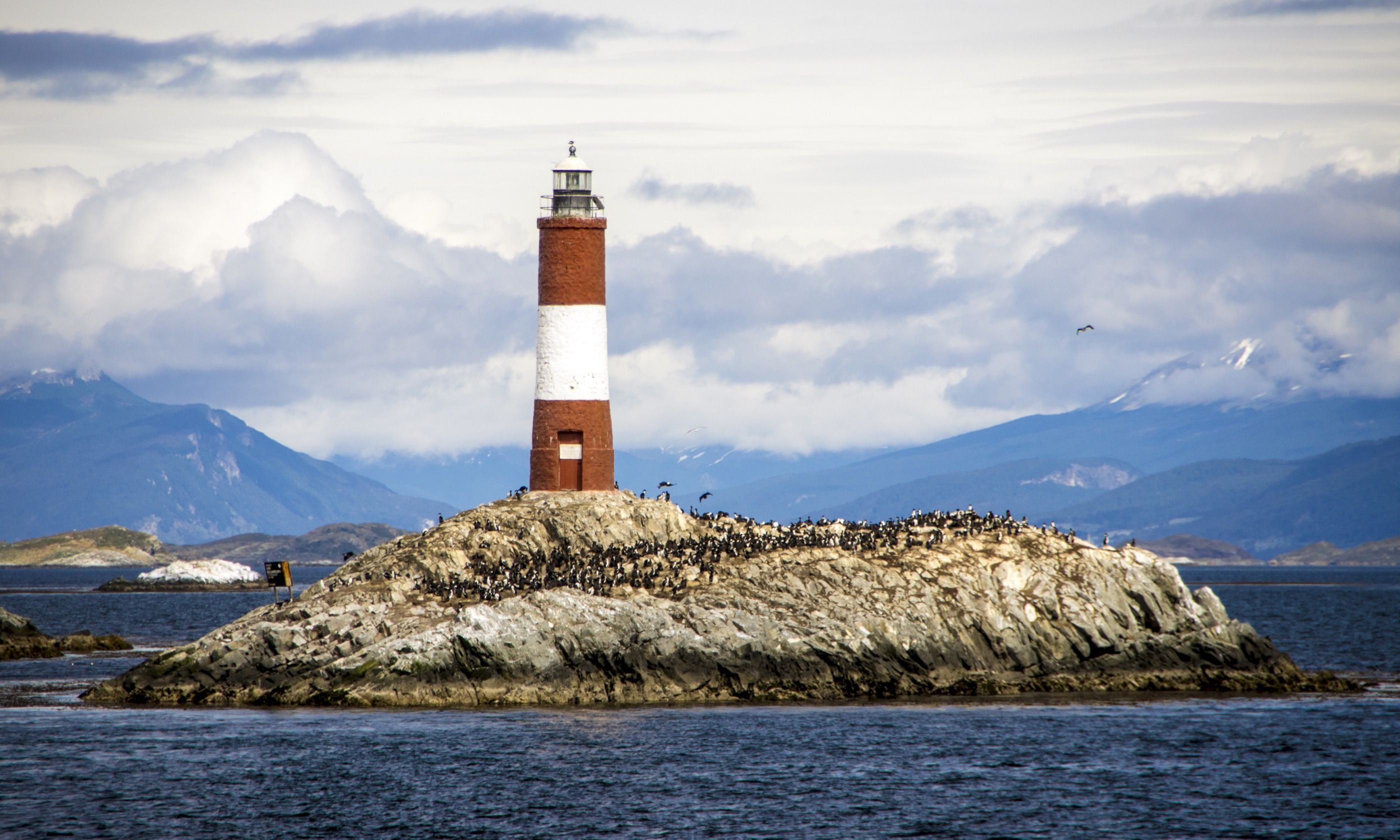 9 of the world’s most stunningly unique lighthouses | Wanderlust
